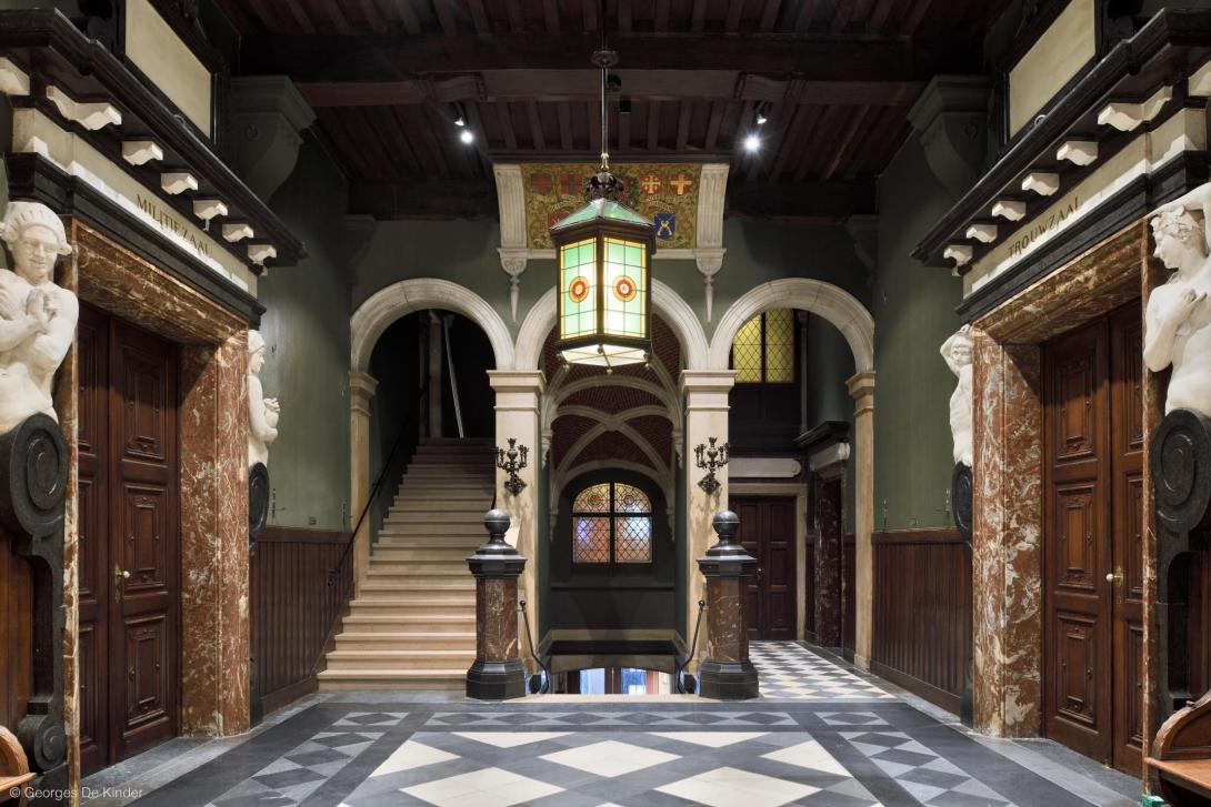 L’hôtel de ville d’Anvers, transformé avec respect, devient ‘Huis van Bestuur’ | Renoscripto